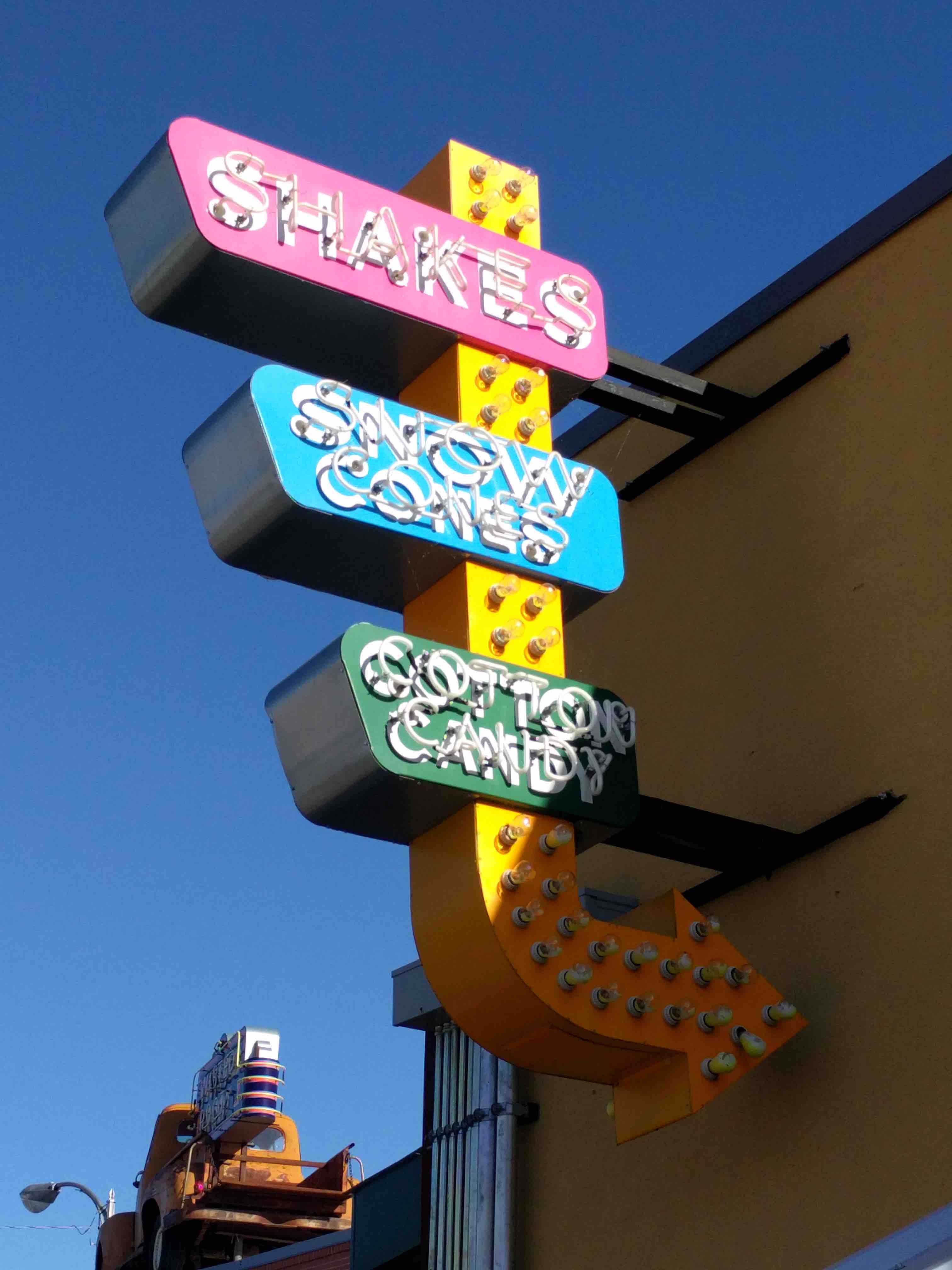 Inverted food pyramid… | Museum of the Qingxit